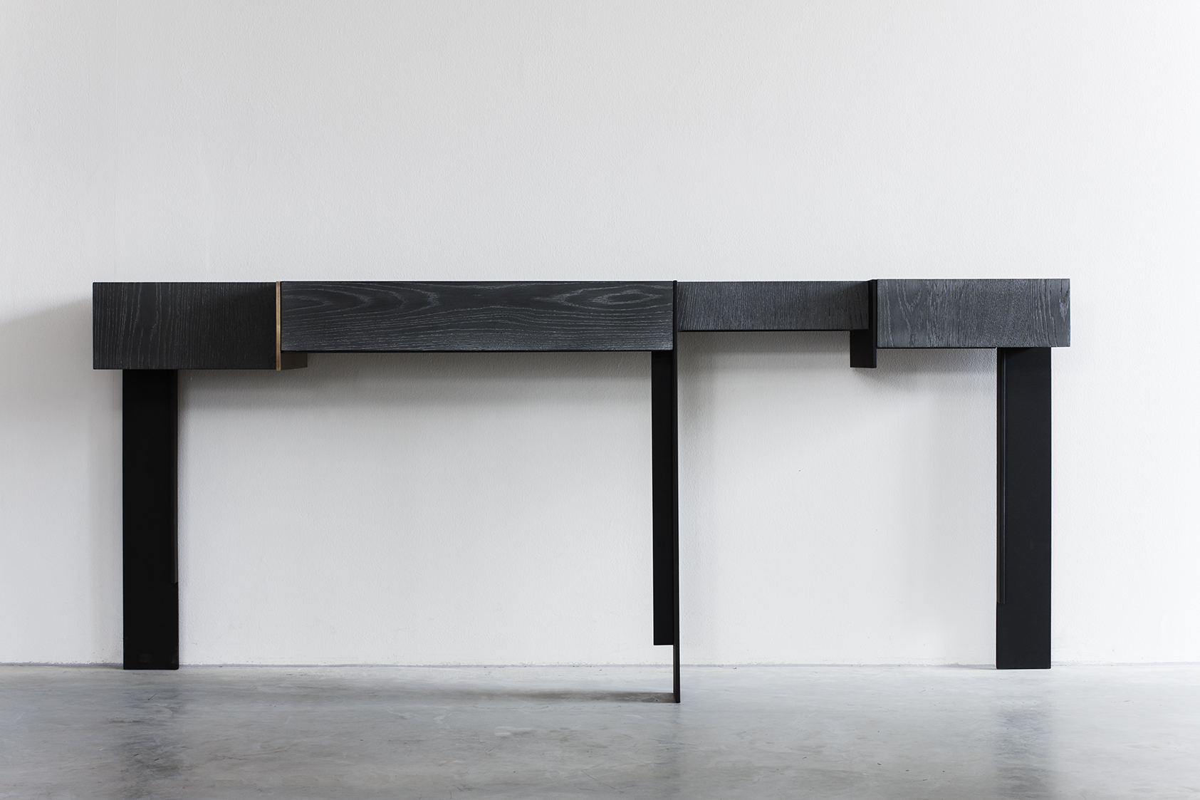 KITALE CONSOLE - Gotham Notting Hill
