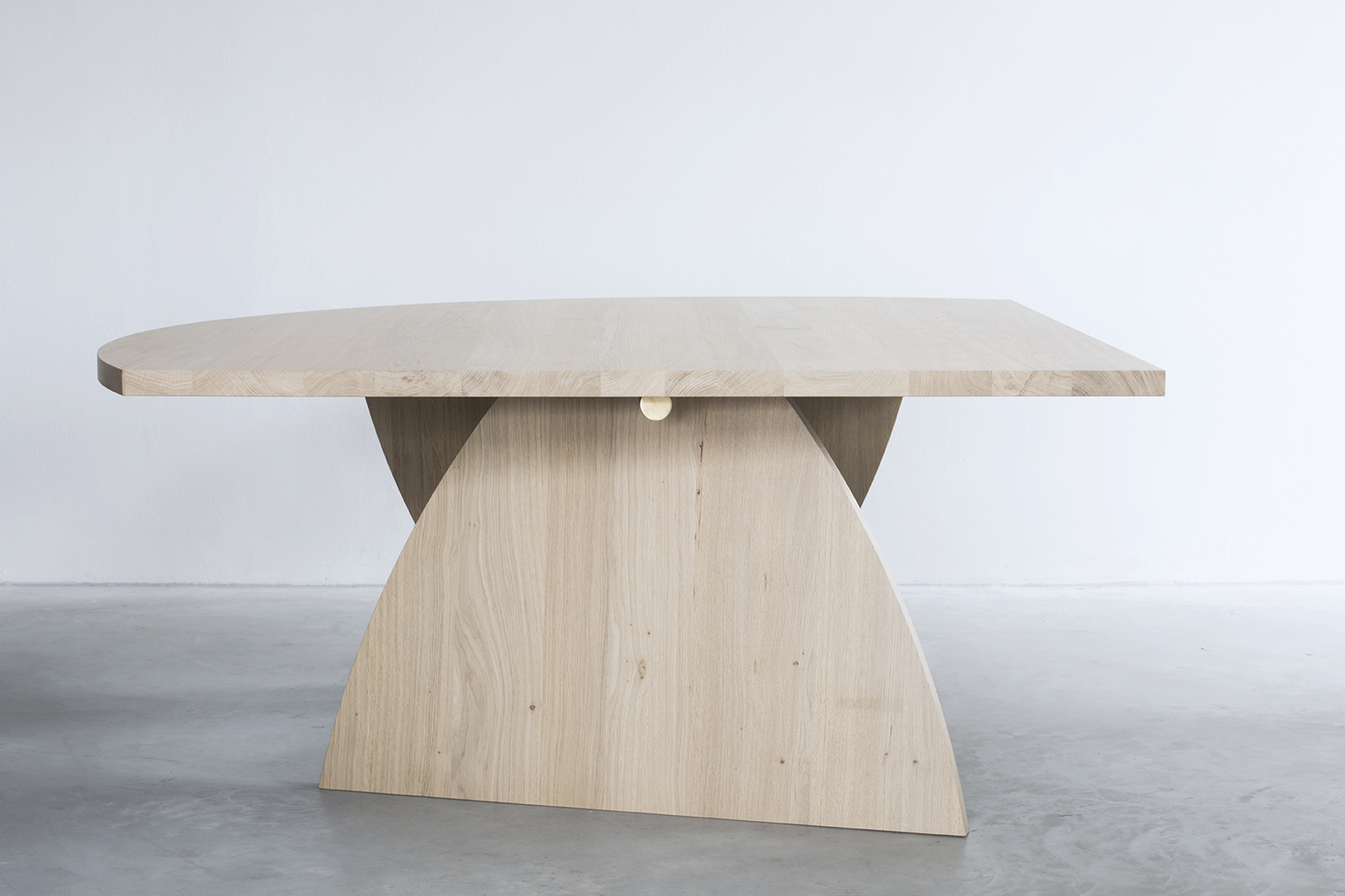 T-ELEMENTS D-TABLE - Gotham Notting Hill